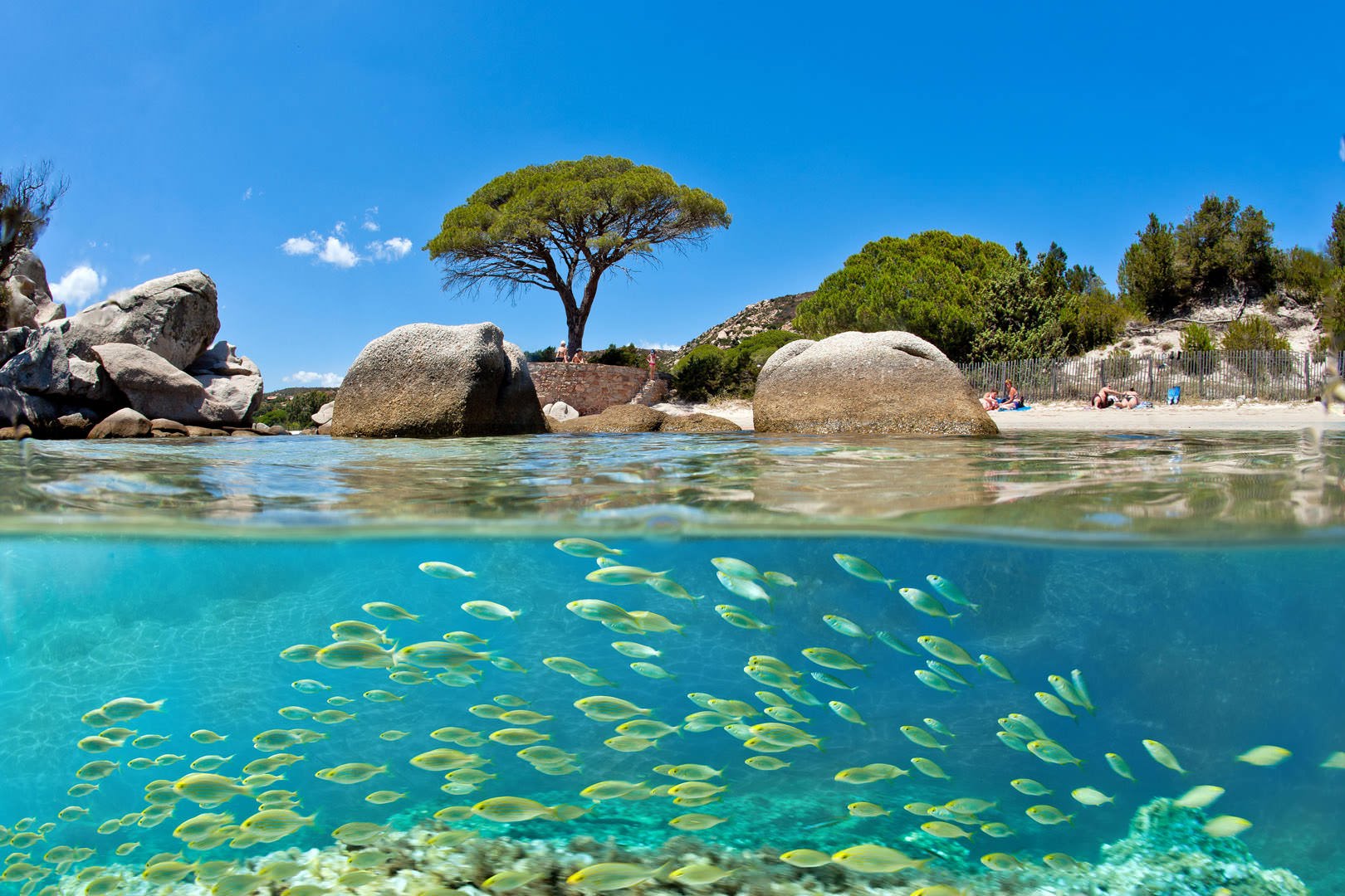 Korsika, romantické pláže jenom pro vás | Zajímavá Evropa a svět